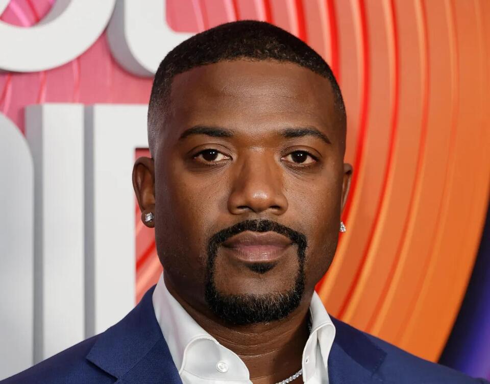 Singer Ray J claims he has only months to live after pneumonia ...