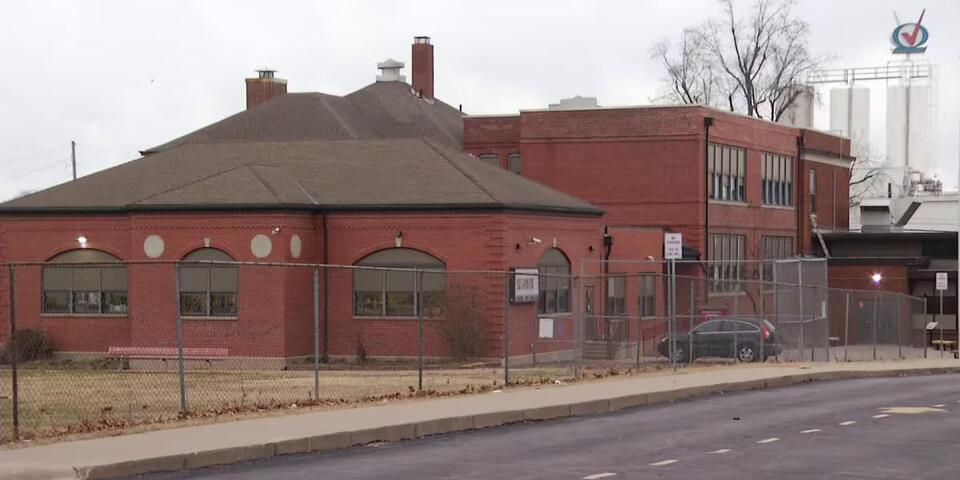 Robberson Neighborhood in Springfield pushes to transform school ...