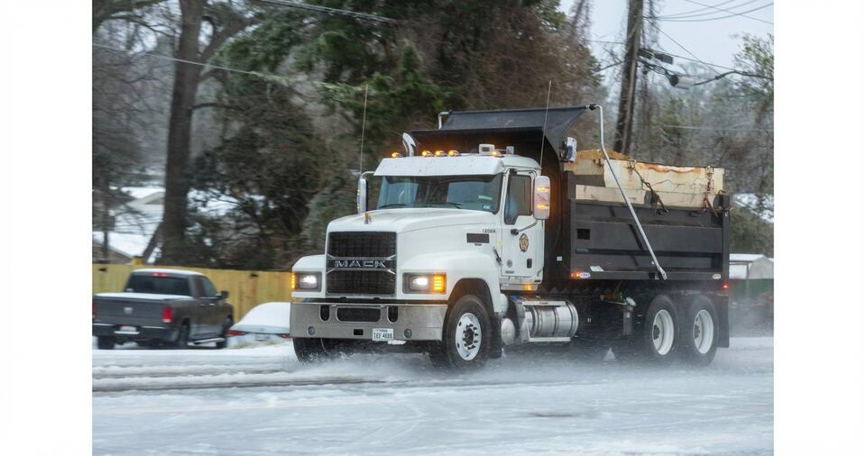 Texarkana Among Hardest-Hit Areas as Ice Storm Causes Widespread ...