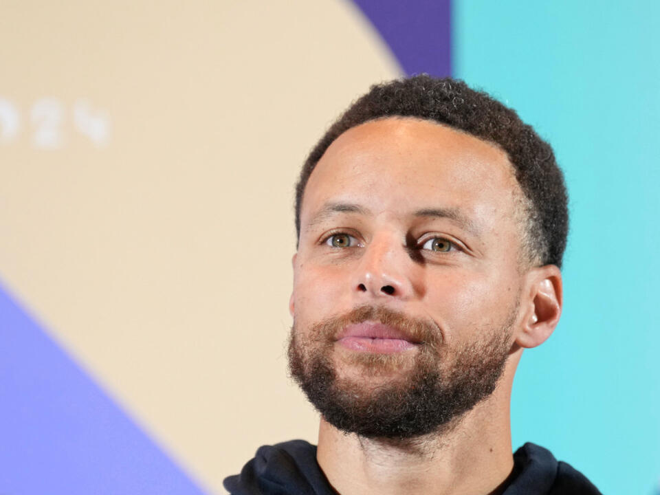 Steph Curry Makes Incredible Team USA History vs. Serbia