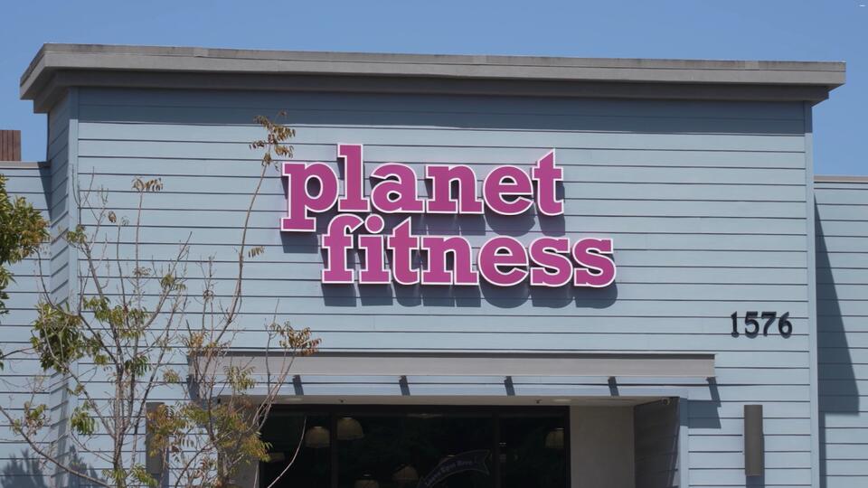 Arroyo Grande Teen Sues Planet Fitness Over Hidden Camera Investigation ...