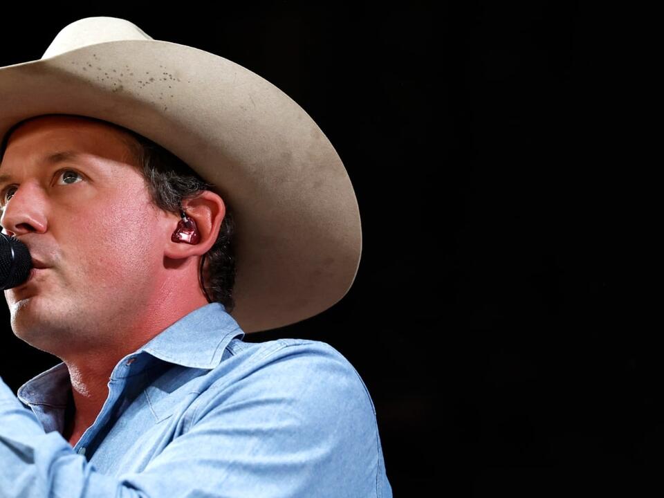 Turnpike Troubadours Invite Red Clay Strays’ Brandon Coleman to Join in ...