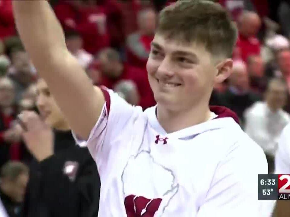 Connor Essegian transfers to Nebraska