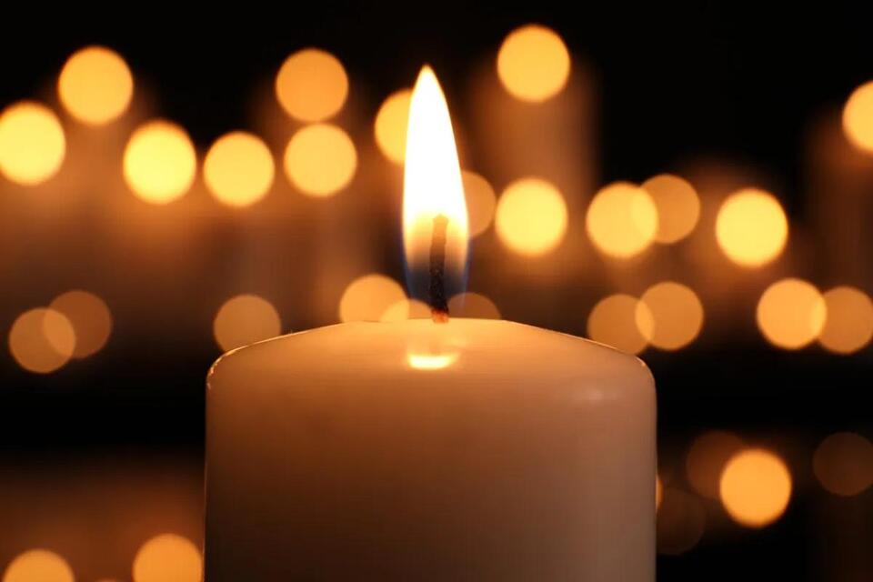 ‘Carrie’ and ‘Tron’ Legend Dead at 80: RIP to Rosanna Norton - NewsBreak