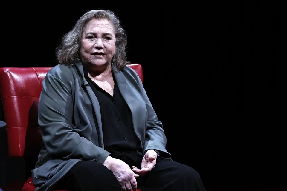 When was Kathleen Turner diagnosed with Rheumatoid Arthritis? Health ...