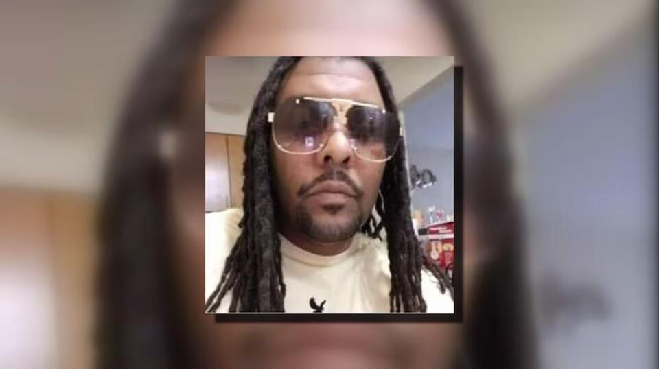 911 call played in Day 2 of murder trial against former Kroger security ...