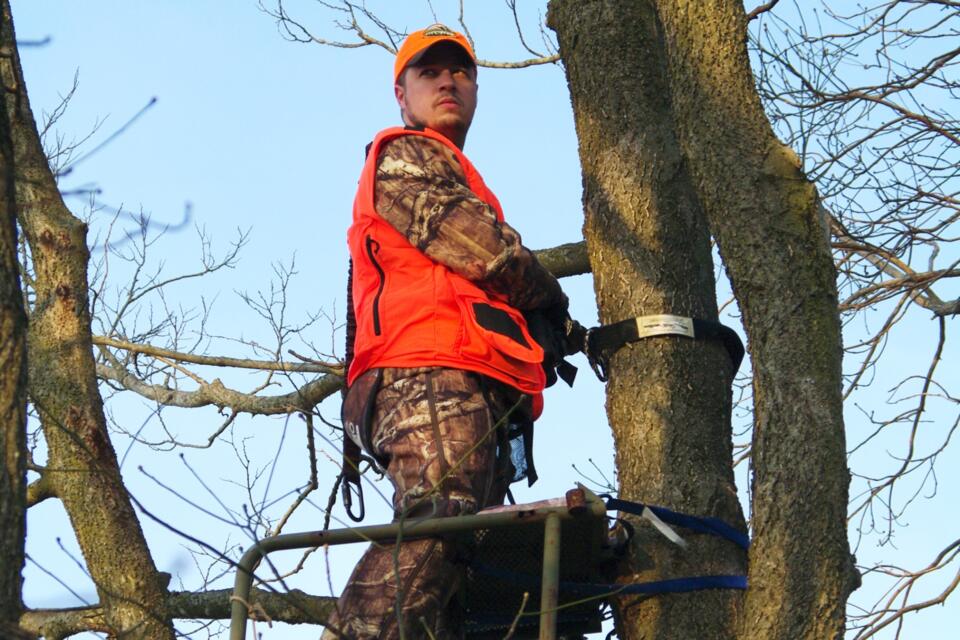 Georgia DNR reminds hunters about safety in the woods - NewsBreak