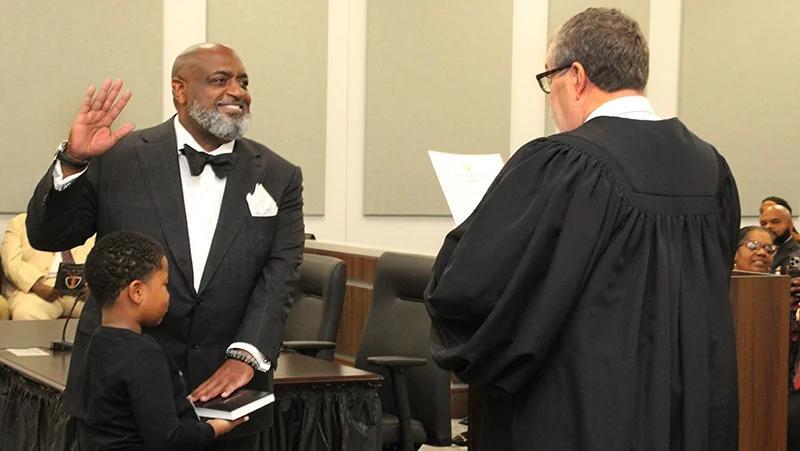 Summey begins first term as District Court Judge