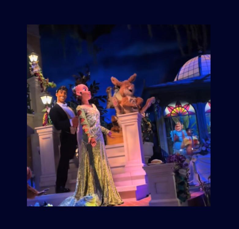 Viral Video Shows Tiana Animatronic Fritzing Out In Walt Disney World ...