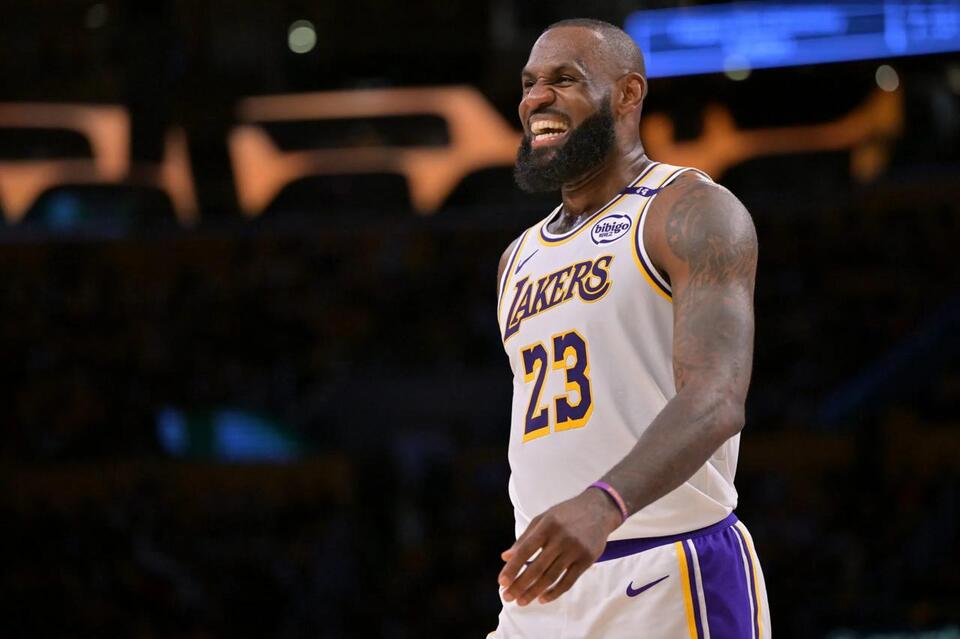 LeBron James Drops Ecstatic 5-Word Reaction As Jared Dudley Lands David ...