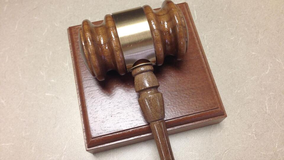 Court upholds stop for unclear license plate leading to OWI charge for ...