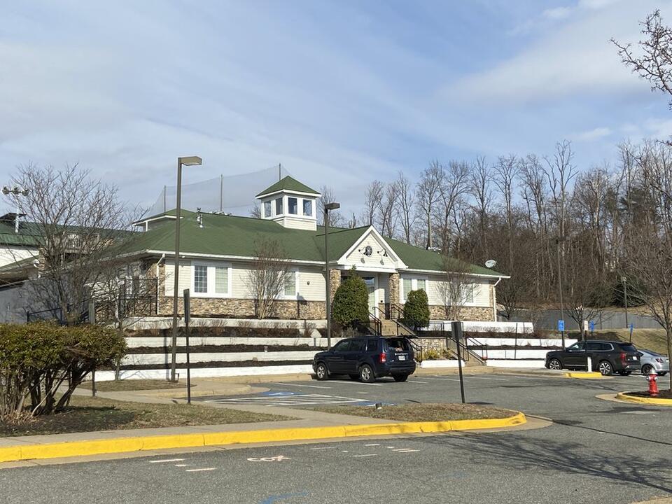 Rudy's to Close to Make Way for Townhomes in Kingstowne - NewsBreak