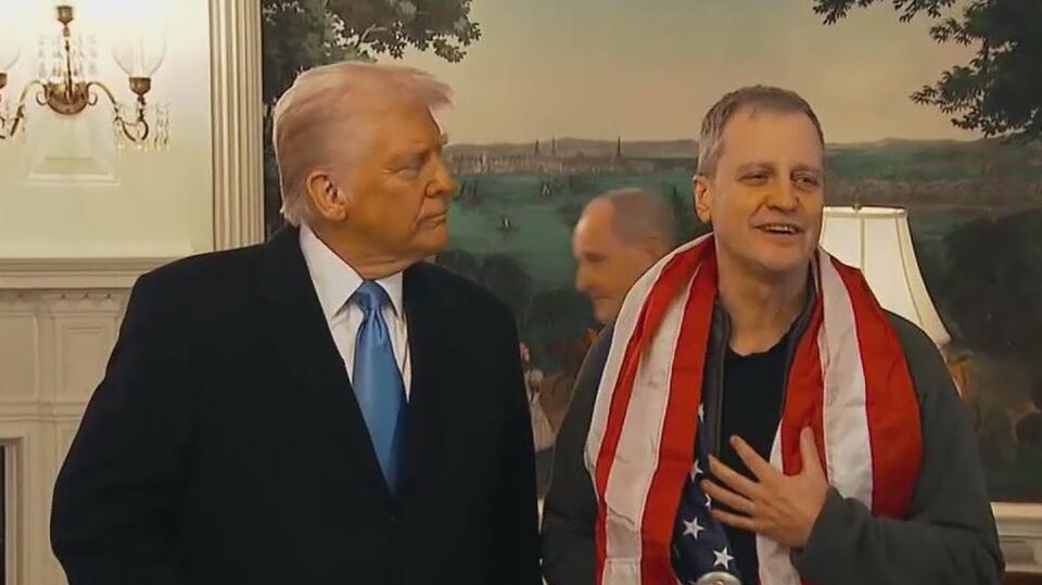 Freed American hostage Marc Fogel lands in US after years in Russian ...