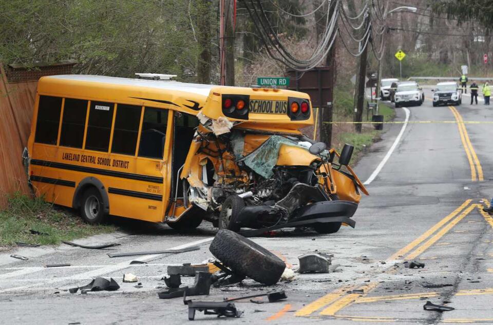 30 Students Involved In Fatal U.S. School Bus Crash Tuesday - NewsBreak