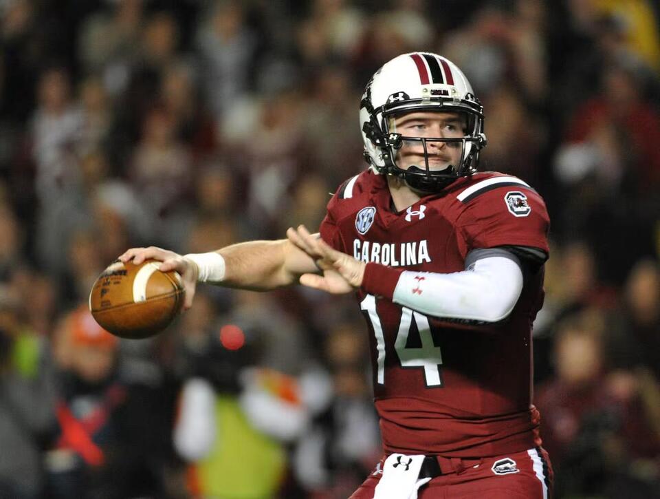 Former Gamecocks quarterback collapses at youth football game in South ...