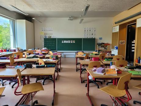 A Typical Day in Public School: 2025 Guide - NewsBreak
