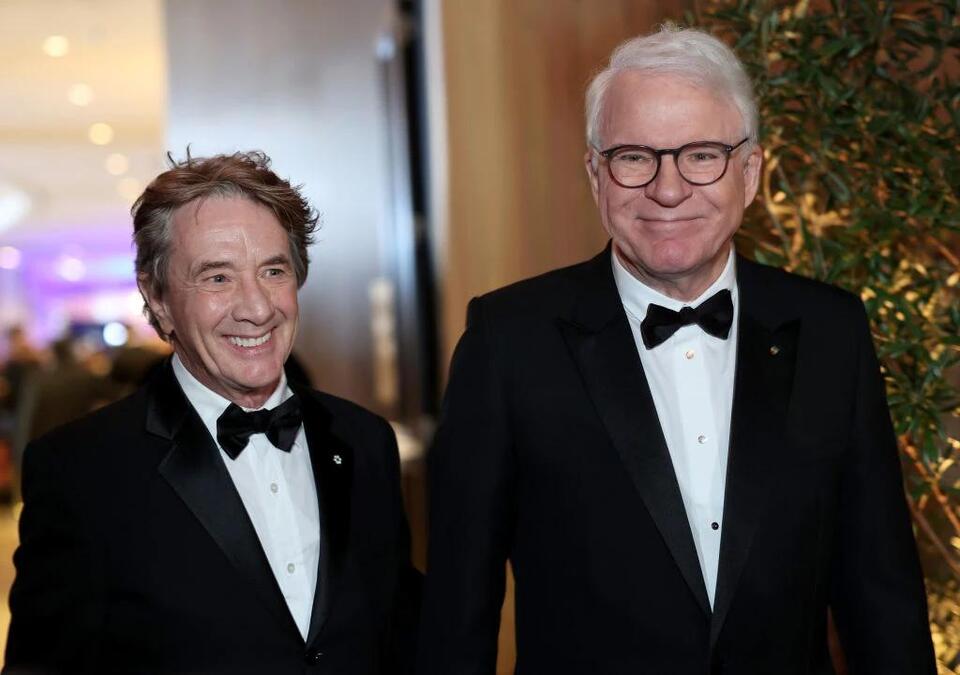 Two Comedy Legends Are Bringing Their Show Back to Iowa - NewsBreak