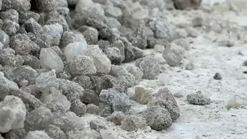Plow truck drivers stock up on rock salt for earlier winter after ...