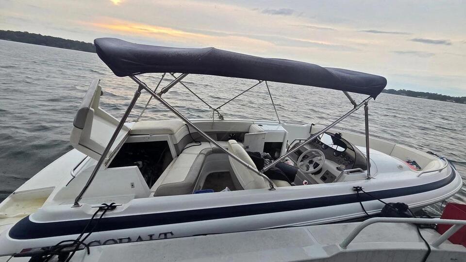 5 evacuated from boat on Smith Mountain Lake after fire; none injured ...