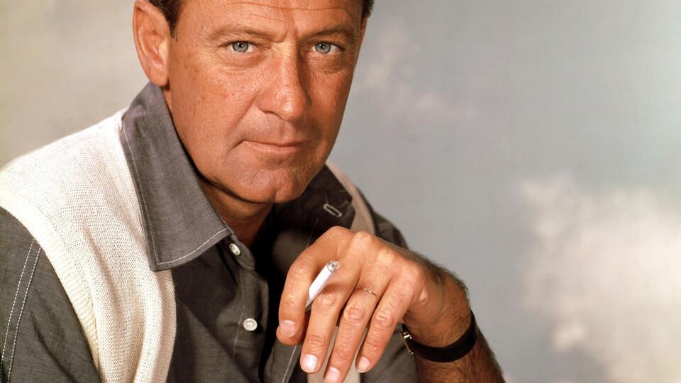 The Alcoholic Life and Strange Death of Actor William Holden: A Tragic ...