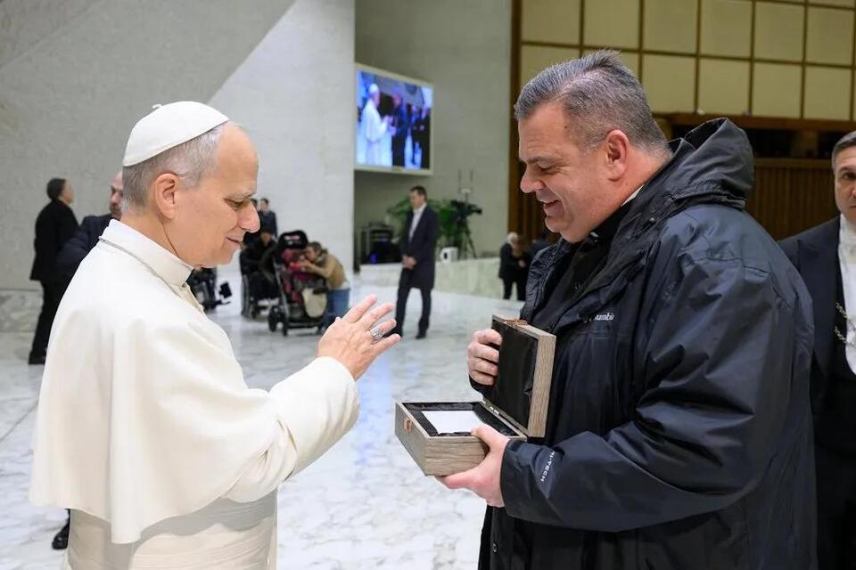 ‘An Encounter with the Holy Father:’ Pope Leo Blesses Altar Stone for ...