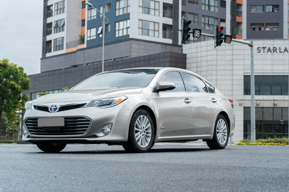 5 Affordable Cars That Routinely Hit 300,000 Miles - NewsBreak