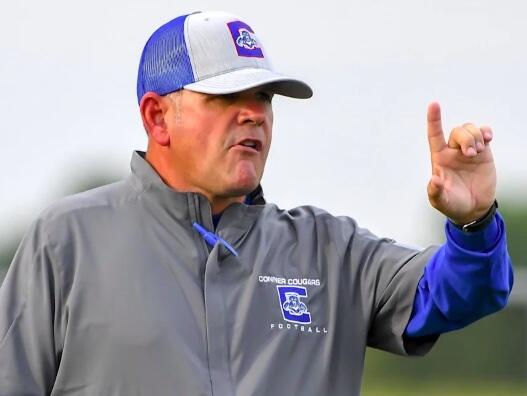 Conner football players, students, parents gather together to honor ...