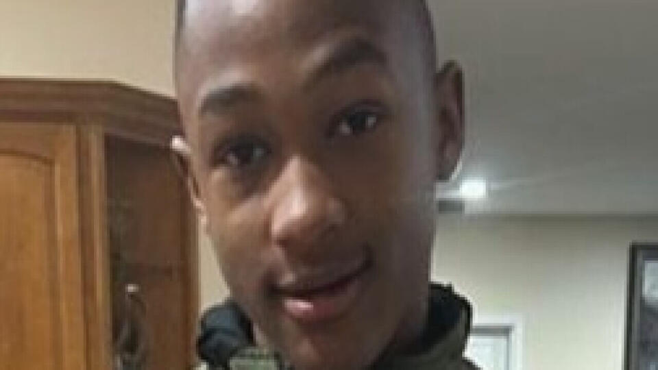 Missing son of ex-NFL player Daniel Muir located, parents arrested ...