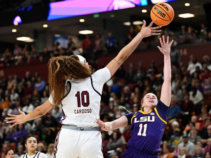 CBS radio host forced to apologize to South Carolina star after Dawn ...