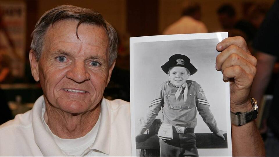 In Memory of Child Star Lee Aaker ('Adventures of Rin Tin Tin'): 3 ...