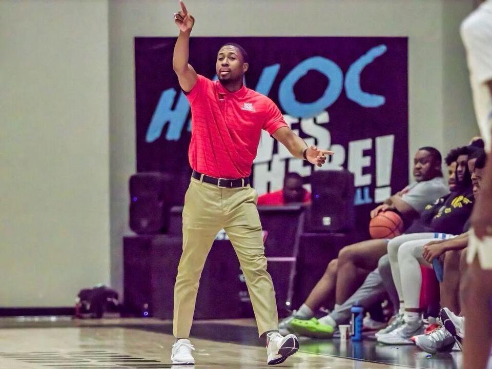 Former Zachary Brcc Standout Hired As Tara S New Boys Basketball Coach