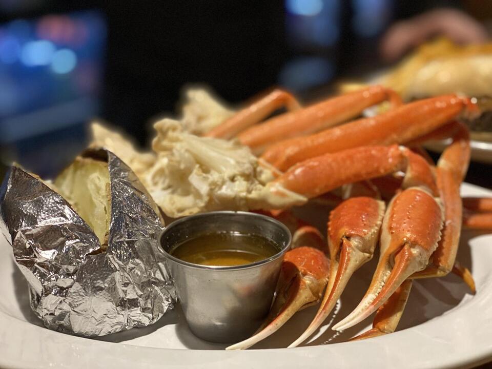 VIDEO | Thursday is AYCE snow crab legs at The Barton House, 1800 ...