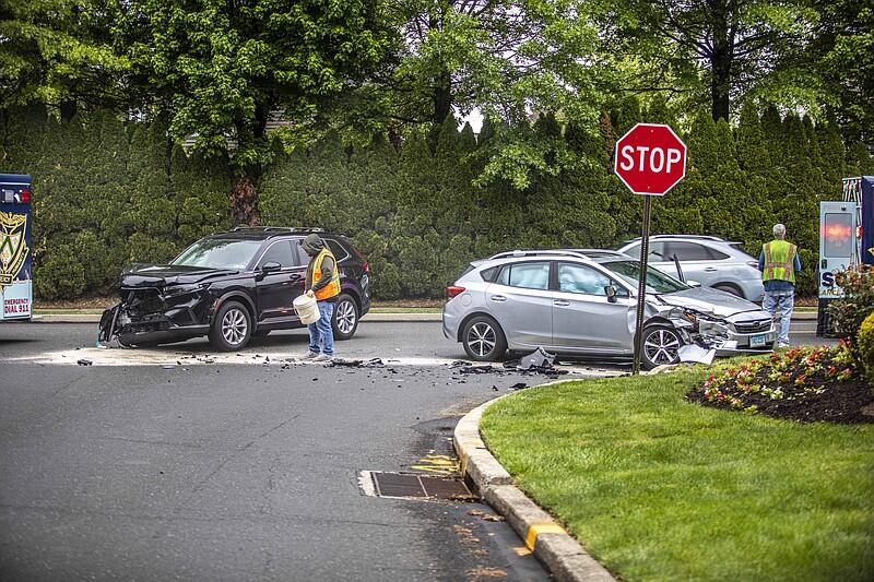 1 injured in two-car crash Sunday evening in Montgomery Township ...
