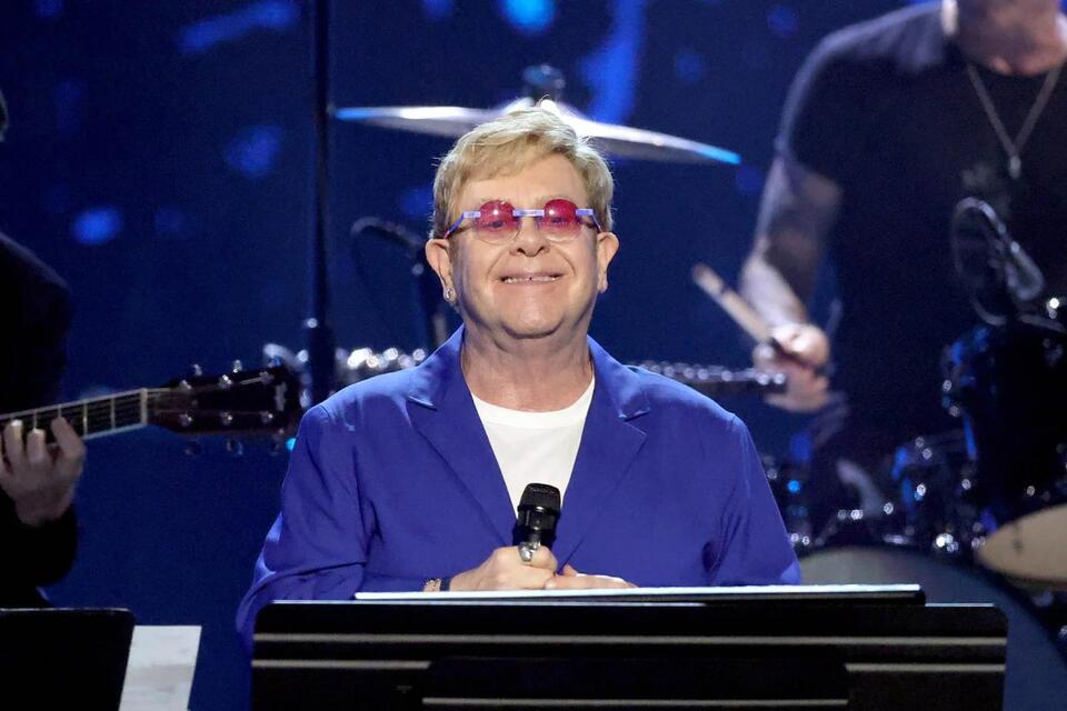 Elton John Pays Musical Homage to Brian Wilson at Rock & Roll Hall of ...