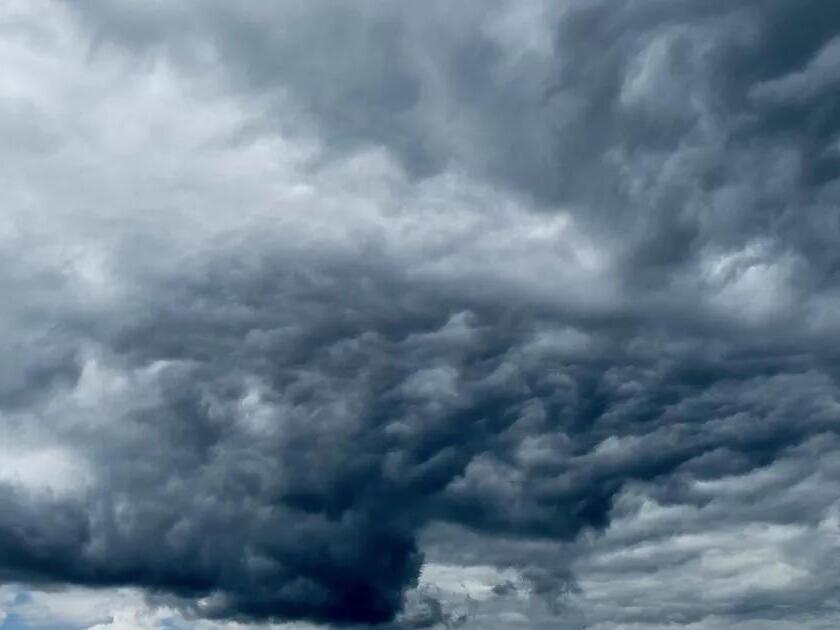 Weekend Outlook: Rain, Clouds, and Pleasant 80-Degree Highs