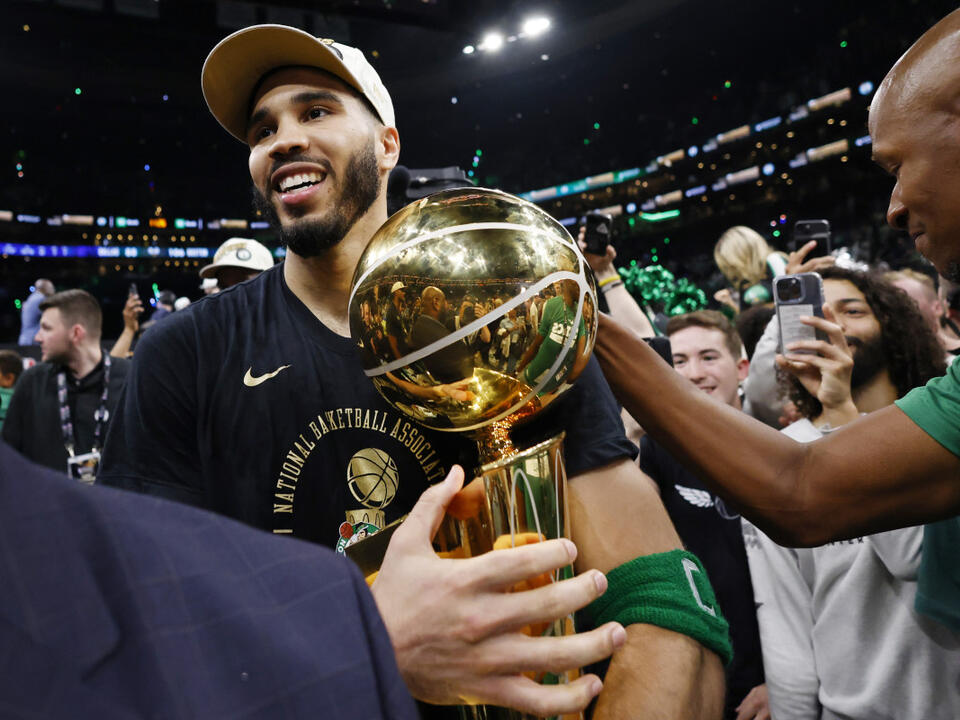 Jayson Tatum's Girlfriend Goes Viral Amid Pregnancy Buzz