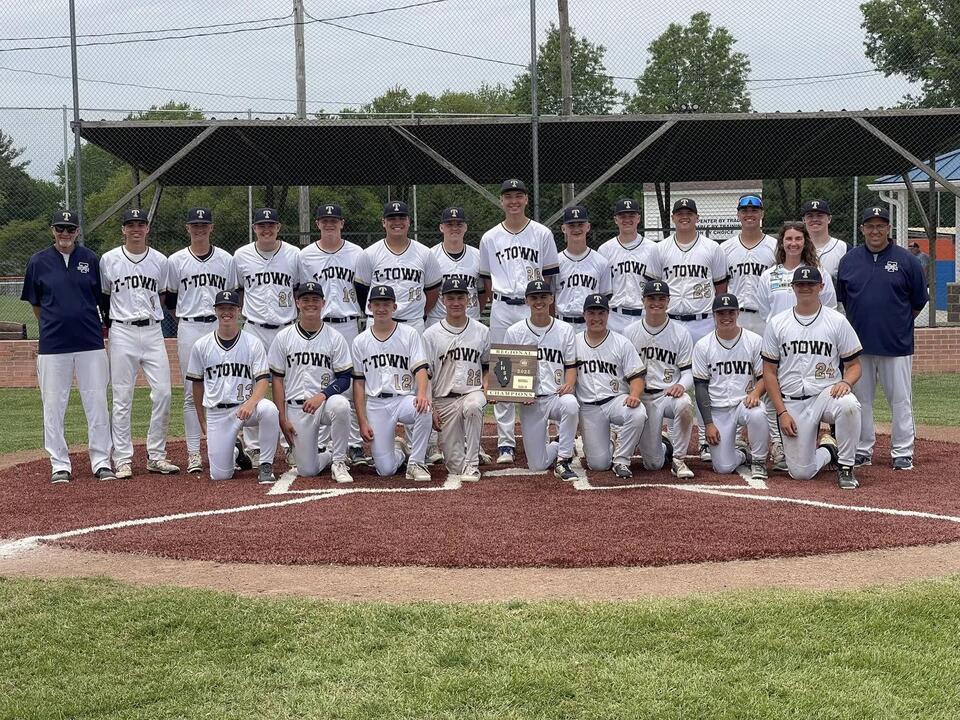 Wood Shoes Win Another Regional….Breese Central Gets First Title Since ...