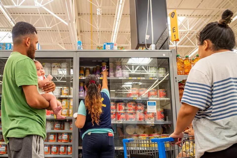 Walmart Might Let Customers Unlock Those Annoying Anti-Theft Cases ...