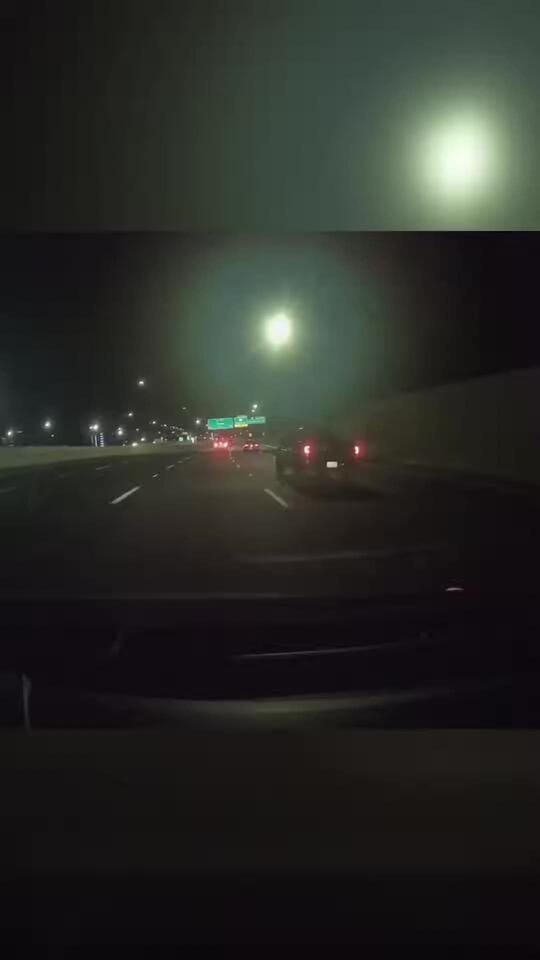 Driver Suddenly Stops On Highway dashcam highway crazy - NewsBreak