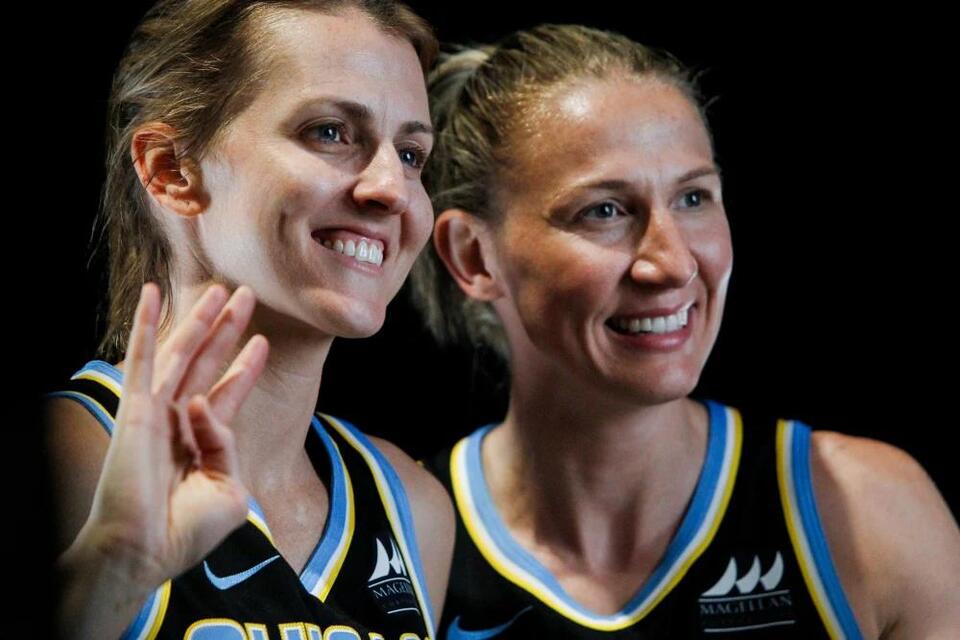 WNBA stars Courtney Vandersloot and Allie Quigley welcome daughter ...
