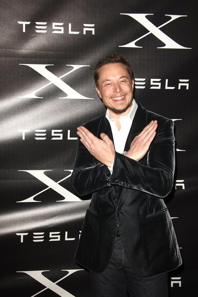 Elon Musk Talks With Ron Baron About Tesla, SpaceX and the Future ...