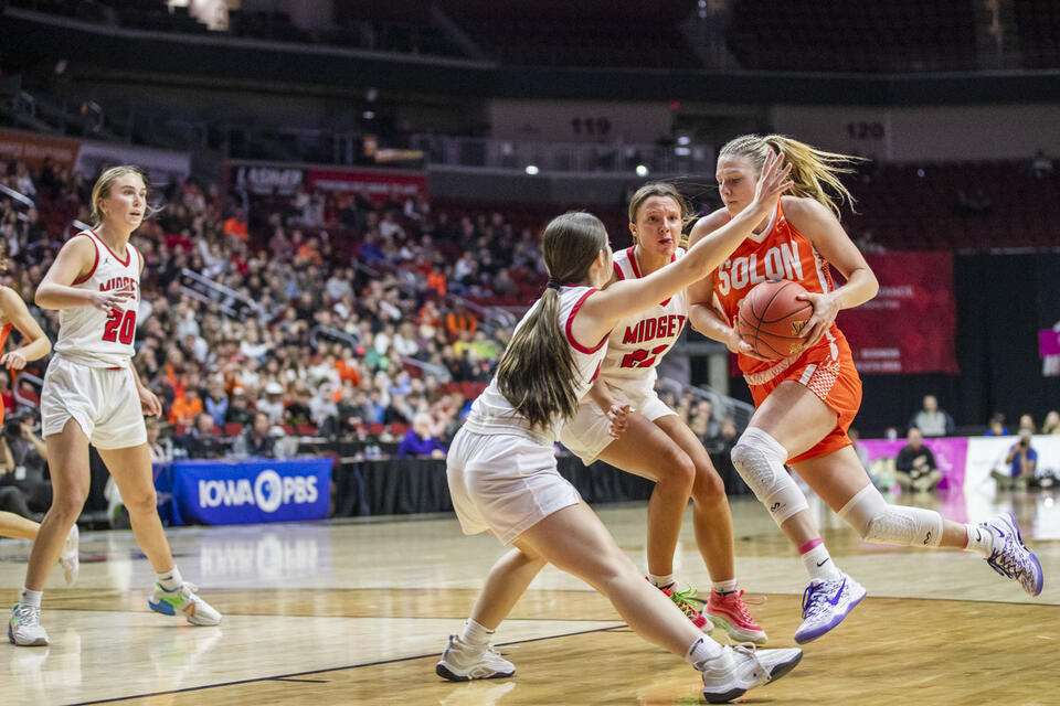 ‘Hometown Hawkeye’: Solon’s Callie Levin to the Iowa women’s basketball ...