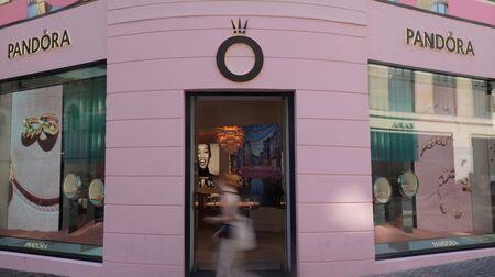 World's biggest jeweller Pandora braces for fierce Black Friday ...