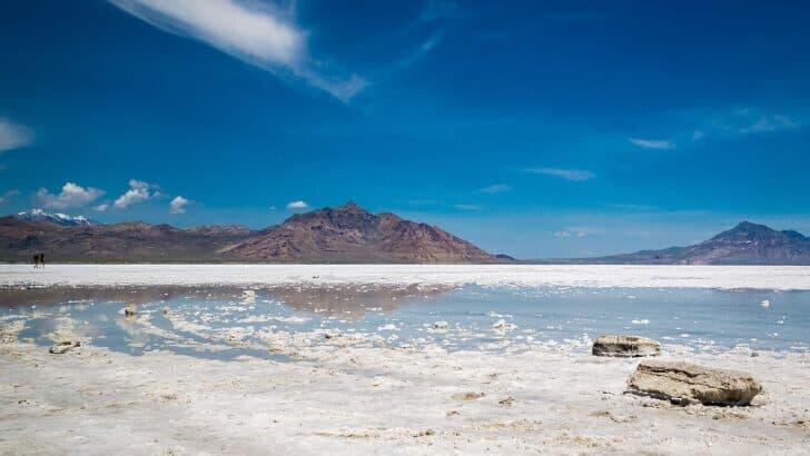 14 U.S. Cities Built Near Dormant Volcanoes - NewsBreak