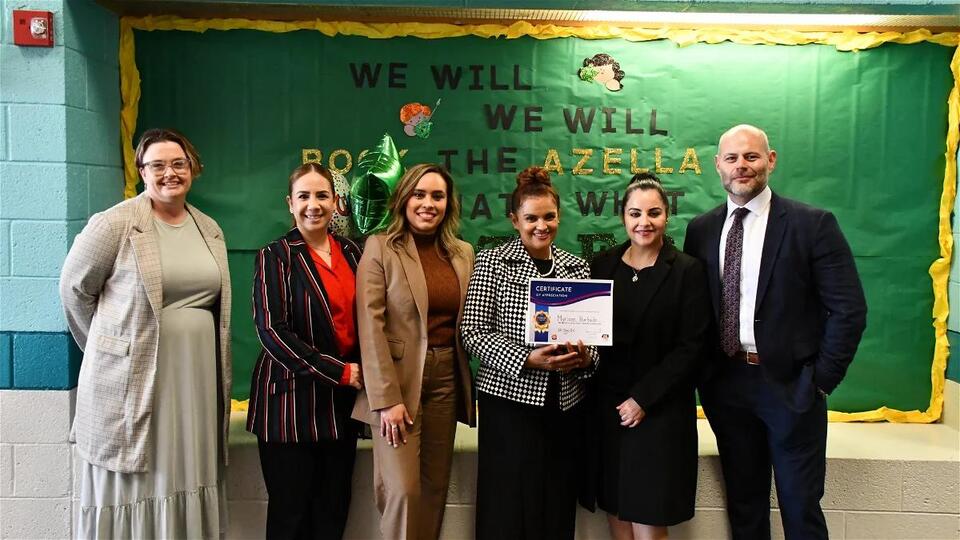 Arizona Desert Elementary School teacher awarded Yuma County Teacher of ...