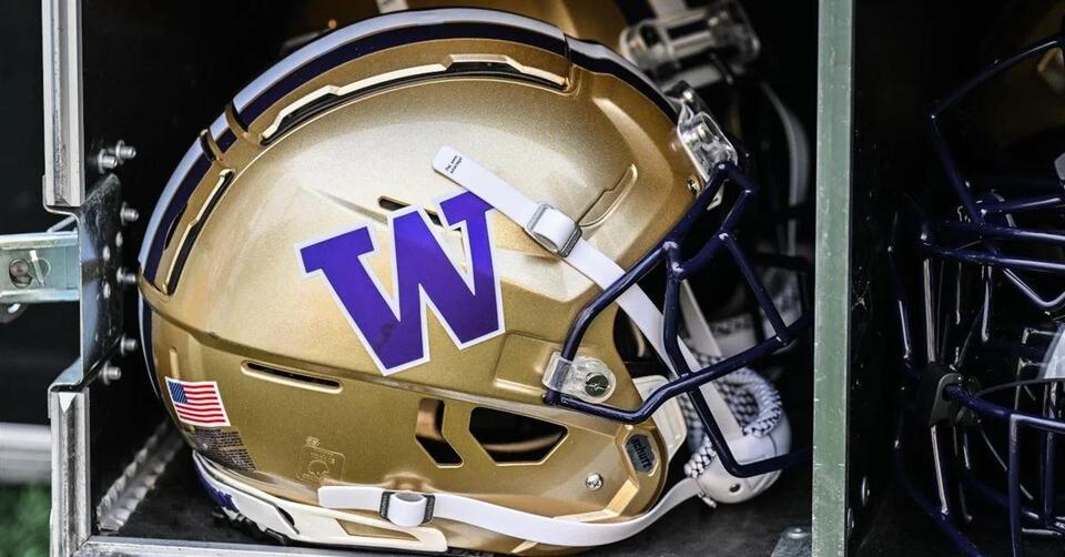 Washington Huskies Fall Camp Live Updates - Mock Game - NewsBreak