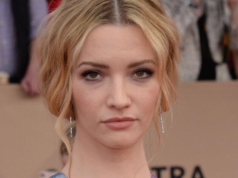 'Love Actually' alum Thomas Brodie-Sangster marries 'St. Trinian's ...