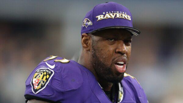 Terrell Suggs allegedly flashed gun during altercation at drive-thru ...