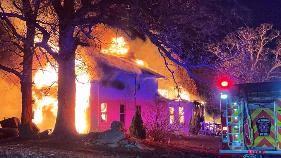 Windy conditions likely contributed to spreading flames in overnight ...