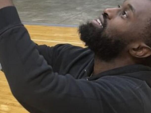 LOOK: UNC's Theo Pinson Meets Marcus Paige's Daughter, Maya, For The ...